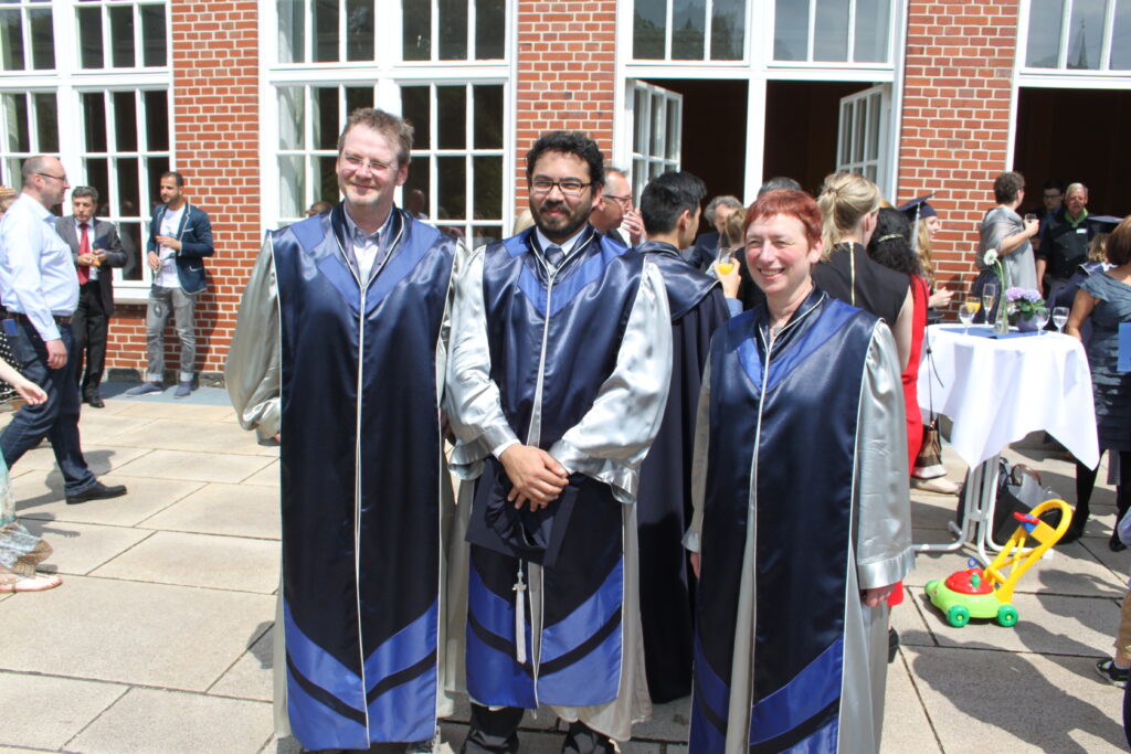 PhD thesis defenses – Welcome to the fascinating world of microbes